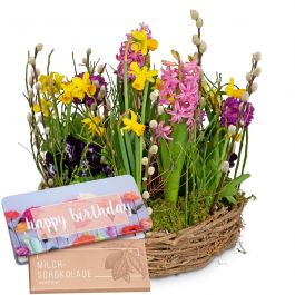 Colorful Spring Wreath with Munz bar of chocolate «Happy Birthday»